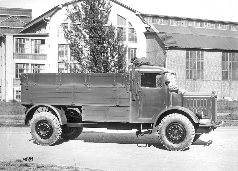 Tatra – Tatra 27 | Automobil Revue