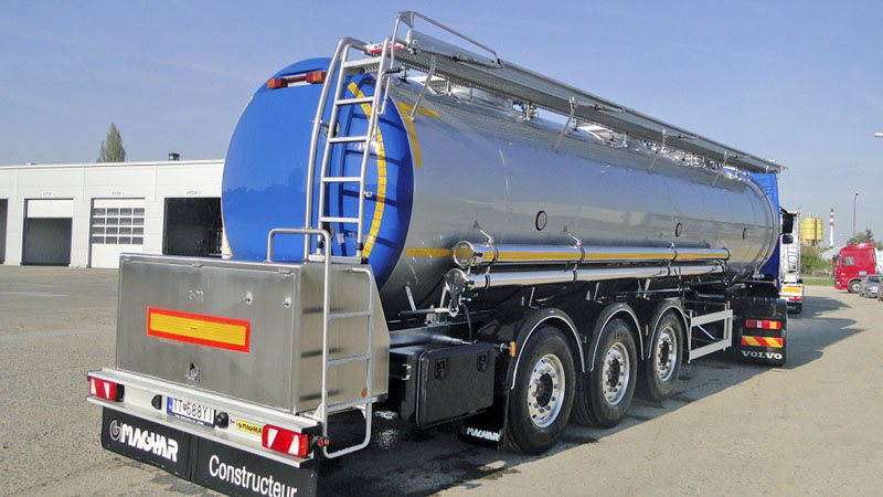 Potravinářské cisterny – Francouzské cisterny Magyar | Automobil Revue