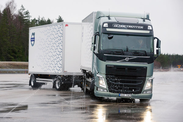 Bezpečnost – Stretch Brake Volvo | Automobil Revue