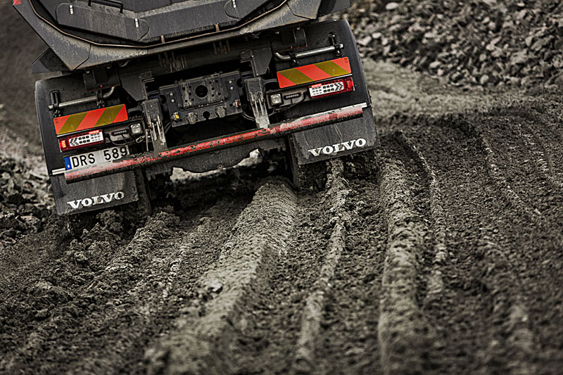 Automobily – První automatický pohon všech kol vozidel Volvo Trucks ...