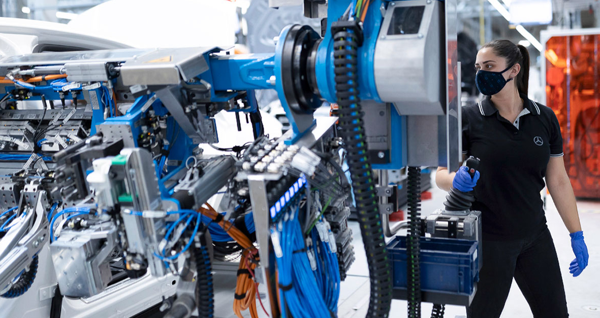 Mercedes-Benz: Factory 56 – Komplexní řešení | Automobil Revue