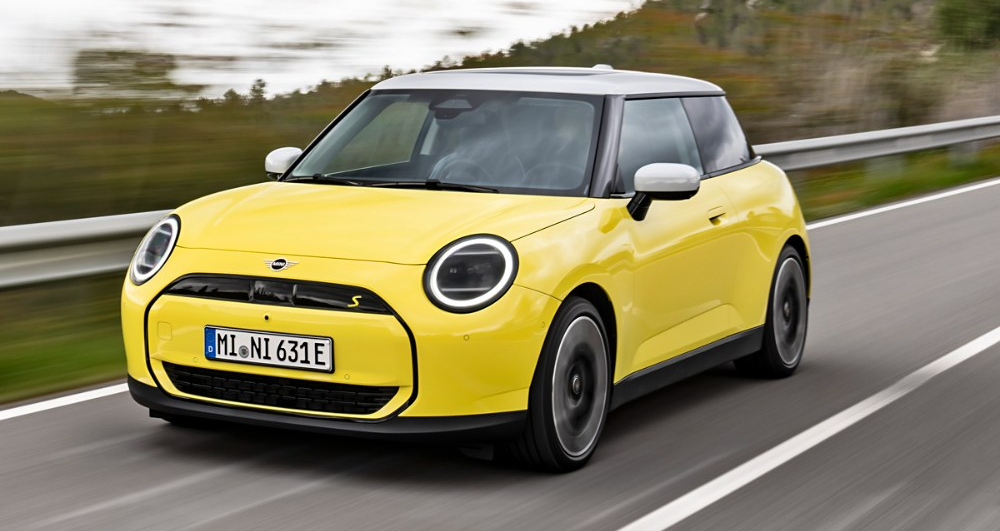 Mini Cooper SE (J01) – Minimalizace na max | Automobil Revue