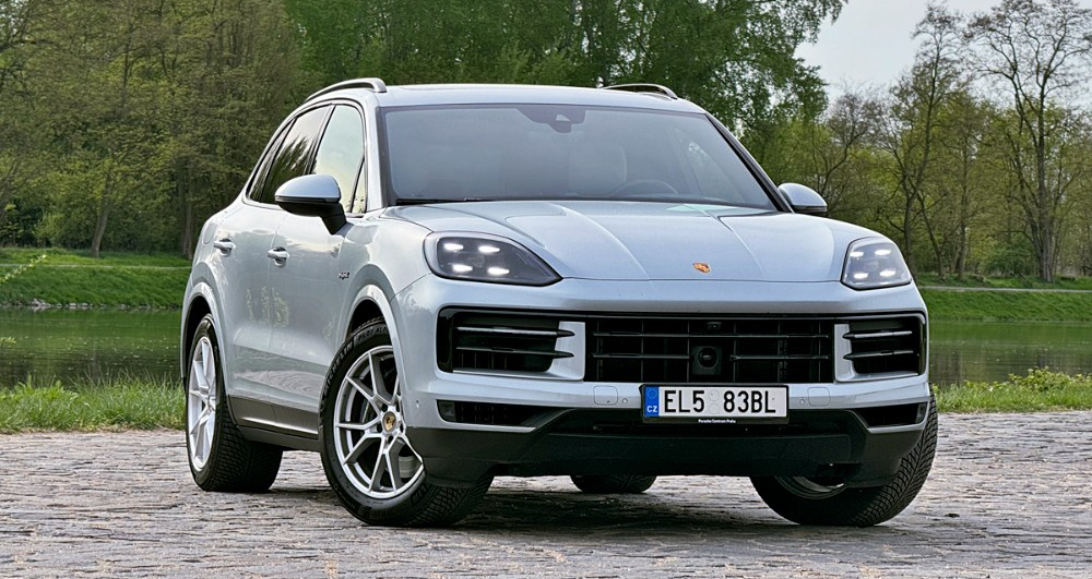 Porsche Cayenne (E3 II) – Kouzla s motory | Automobil Revue