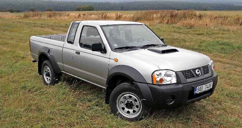 Nisssan NP300 - Dvě tváře pracovního off-roadu | Automobil Revue